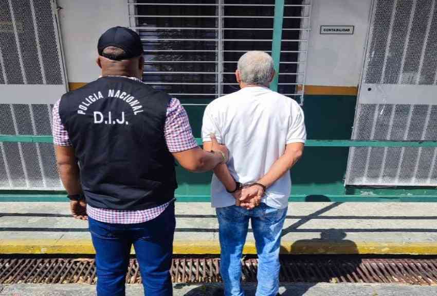 Lo condenan a de diez años de prisión por el delito de violación ... Lo condenan a de diez años de prisión por el delito de violación ...